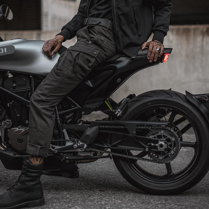 Le pantalon moto homologué Pando Mark-Kev-02
