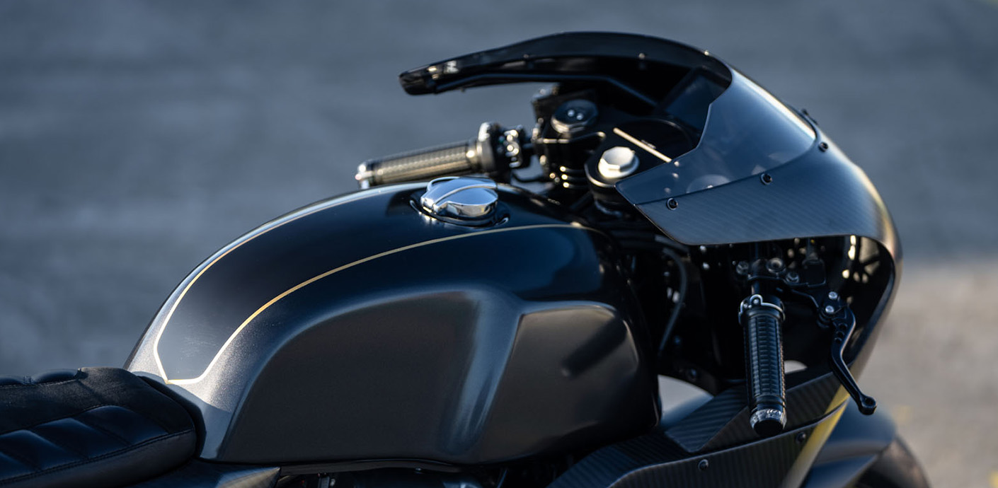 La Royal Enfield Gt650 Cerra 865 Par Skunk Machine Un Pur Cafe Racer