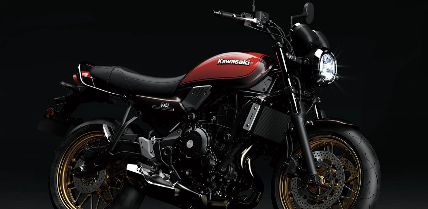 Les 4 séries spéciales 50ème anniversaire Kawasaki pour fêter la Z50