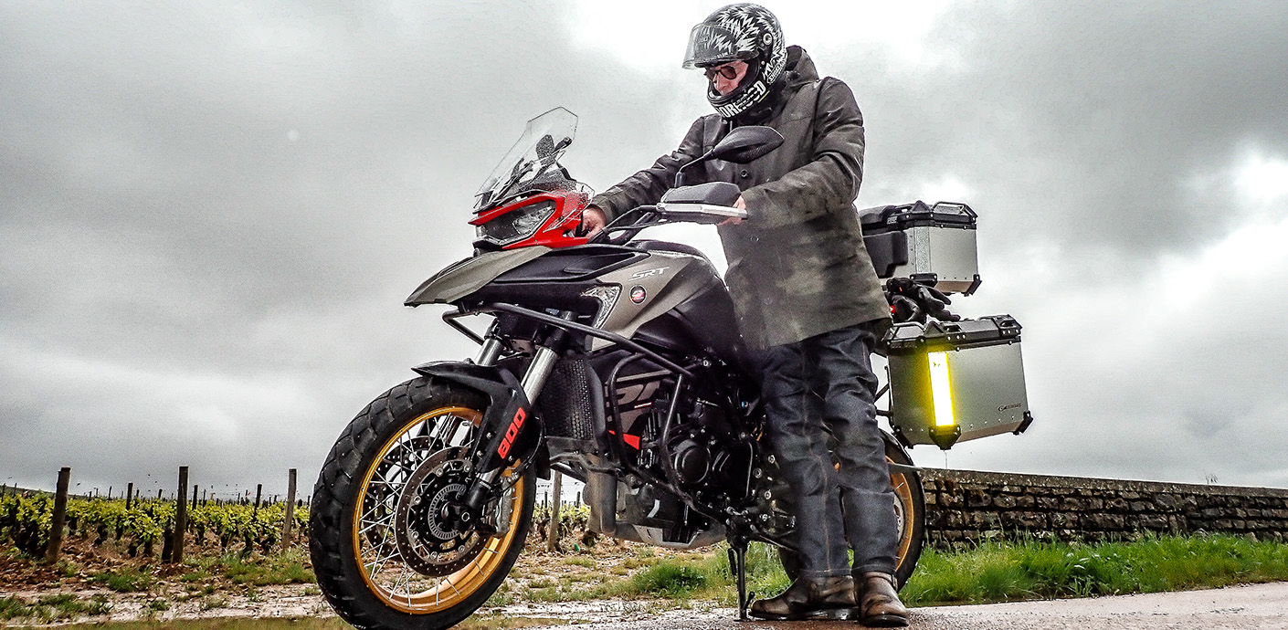 QJ Motor SRT 800 SX Touring - Le test